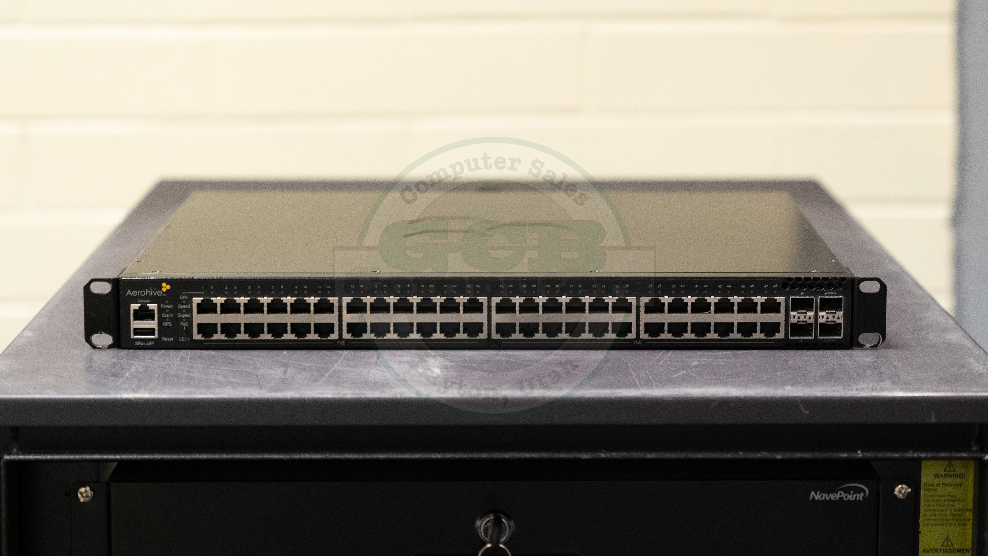 48 Port SFP+ Switch with 10G SFP+ Ports Aerohive SR2148P – GCB Servers ...