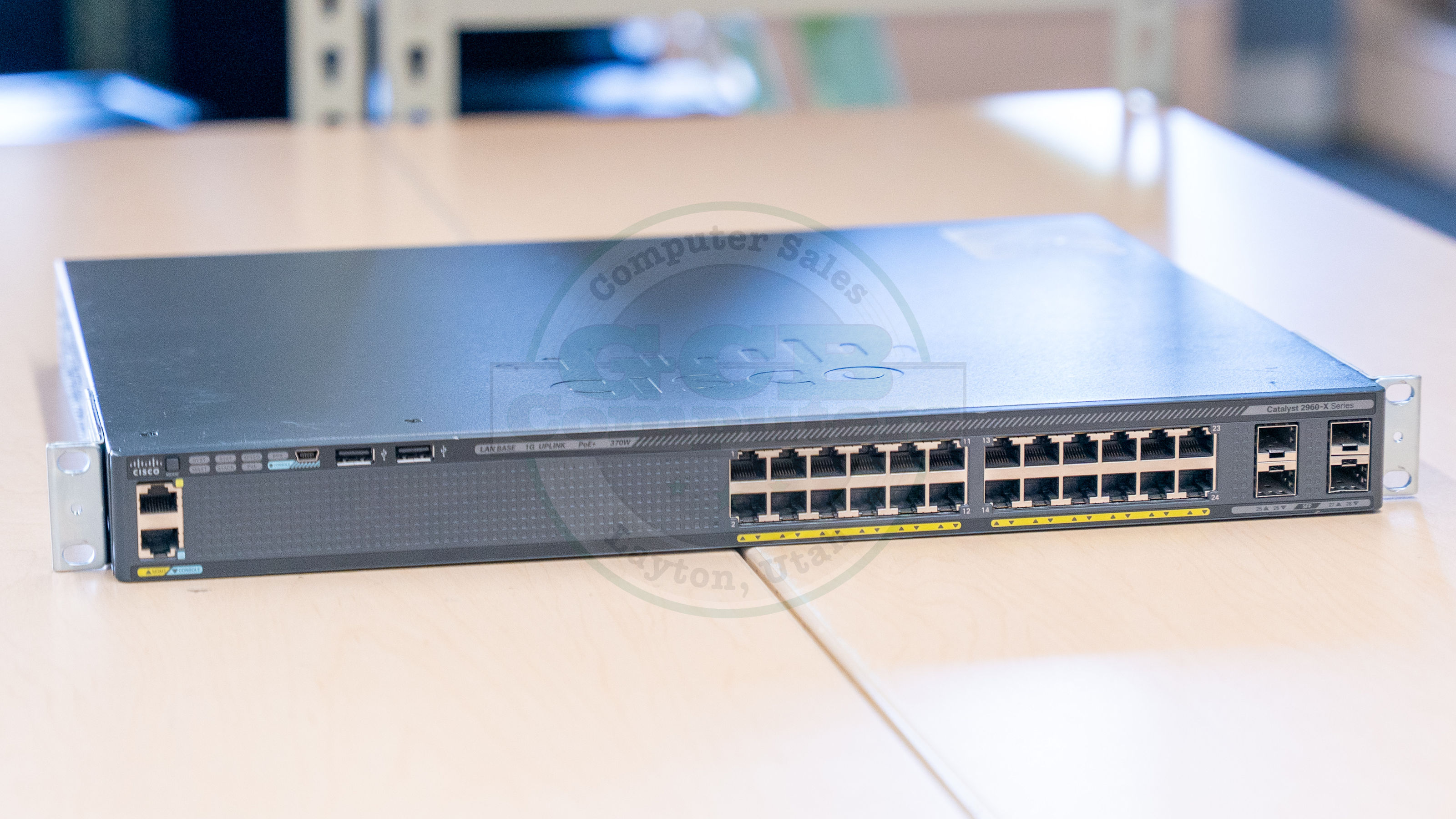Cisco 2960-x 24 Port PoE+ Switch – GCB Servers & Service Center